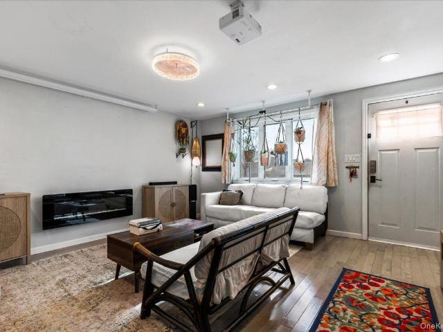 163D Edgwater D