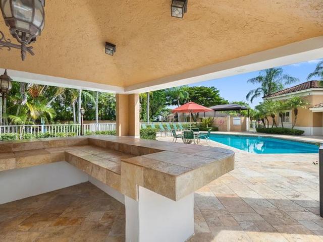 16440 SW 304th St, Homestead, FL 33033