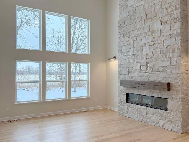 16446 W Cottonwood Drive