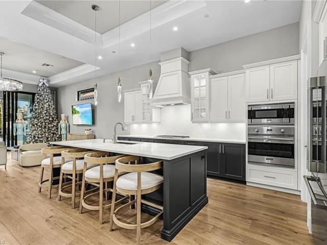 16448 Talis Park Dr, Naples, FL 34110