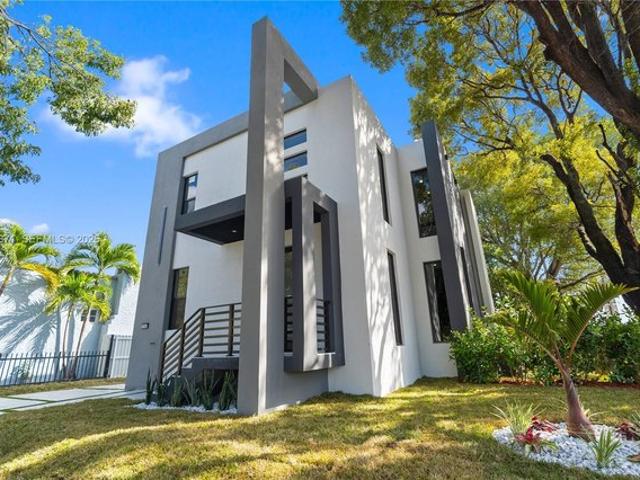 1644 NW 8th Ter, Miami, FL 33125