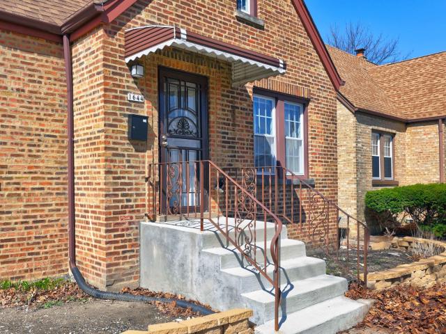 1644 N 73rd Court