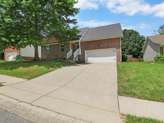 1644 Cedar Springs Cir