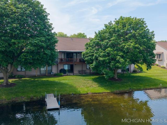 1644 Lakeview Drive
