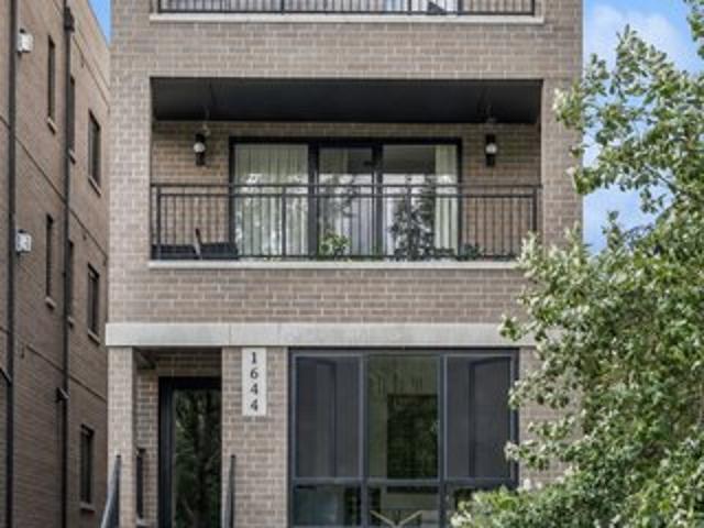 1644 W Diversey Pkwy Apt 3, Chicago, IL 60614