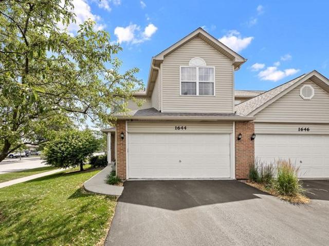 1644 Windward Ave, Naperville, IL 60563