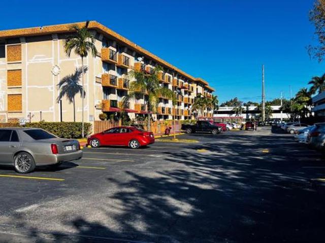 16450 2nd Ave NW #315, Miami, FL 33169