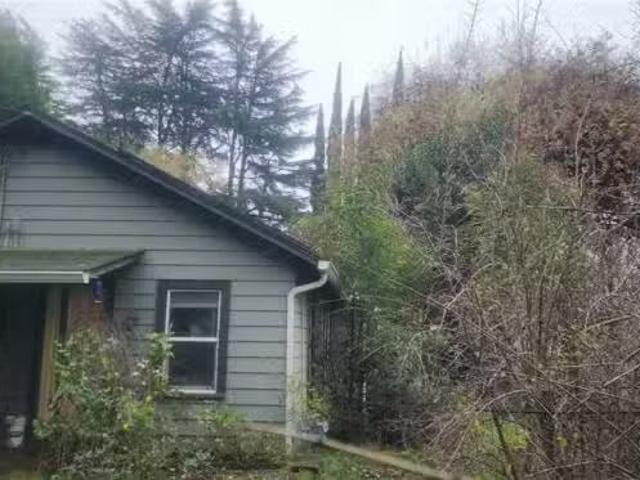 1645 OAK PARK AVE, CHICO, CA 95928