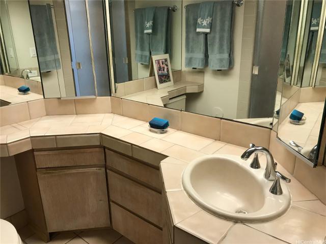1645 Ala Wai Blvd, Unit 903, Honolulu, HI 96815 | MLS #202608
