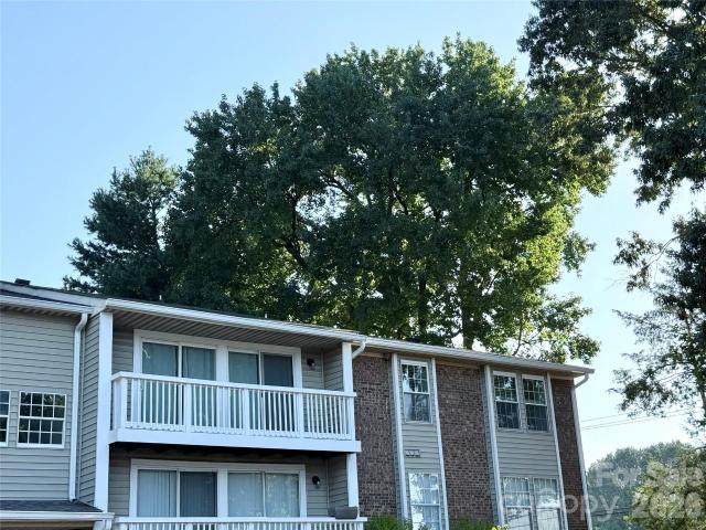 1645 Arlyn Circle # M