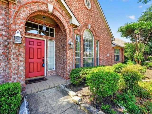 1645 Castle Pines Dr, Frisco, TX 75036