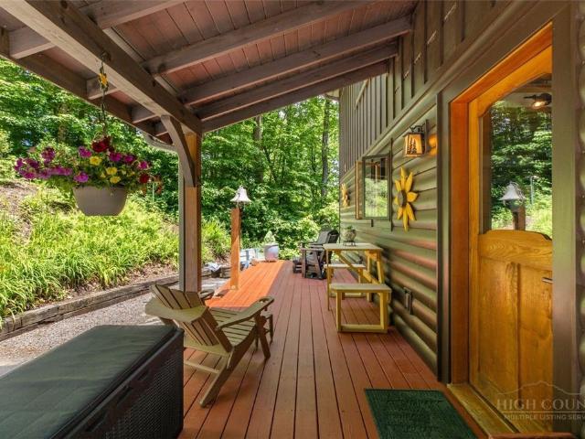 1645 Carefree Cove