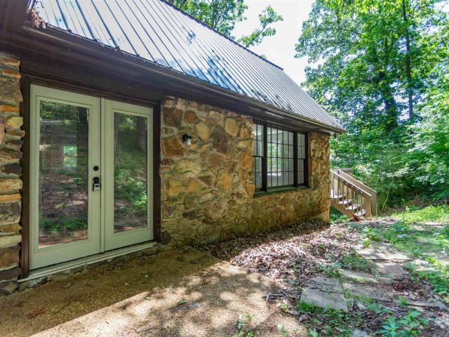1645 Faircrest Drive