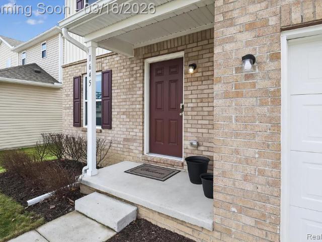 1645 Golfview Drive