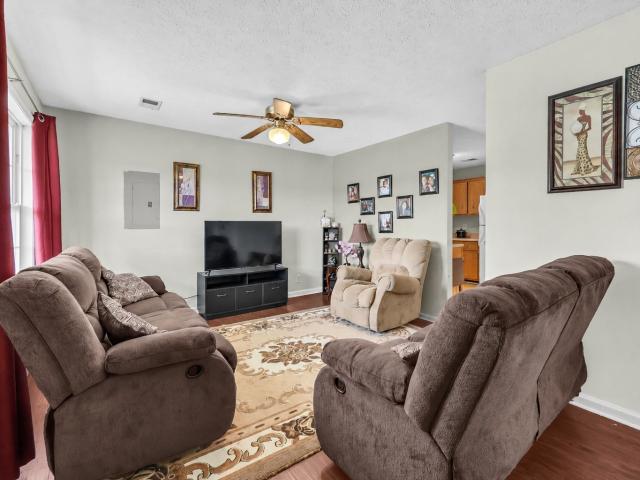 1645 Hannibal Dr