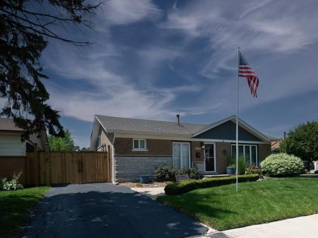 1645 th Ct, Tinley Park, IL 60477