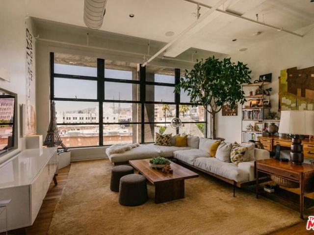 1645 Vine St Apt 511, Los Angeles, CA 90028