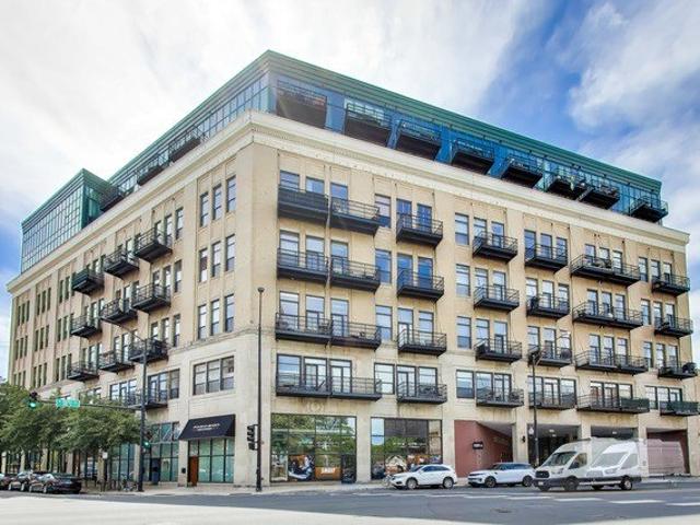 1645 W Ogden Ave Unit 303, Chicago, IL 60612