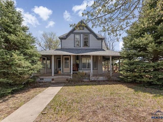 1645 Washington Ave, Hot Springs, SD 57747