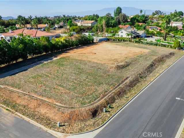 16460 Landon Ct, Riverside, CA 92504 | MLS #MB25048 | Compass