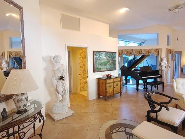 16461 Riverwind Dr, Jupiter, FL 33477 | MLS #R11162
