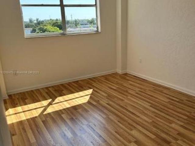 16465 22nd Ave NE #510, North Miami Beach, FL 33160