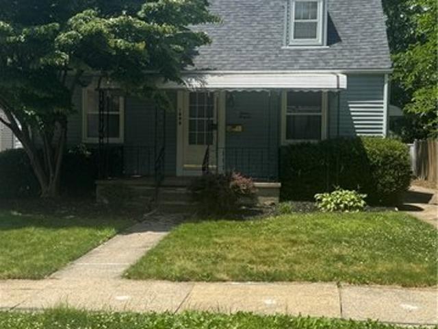 1646 Oakwood Ave, Akron, OH 44301