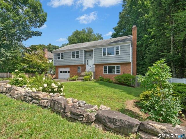 1646 Boston Post Rd, Darien, CT 06820