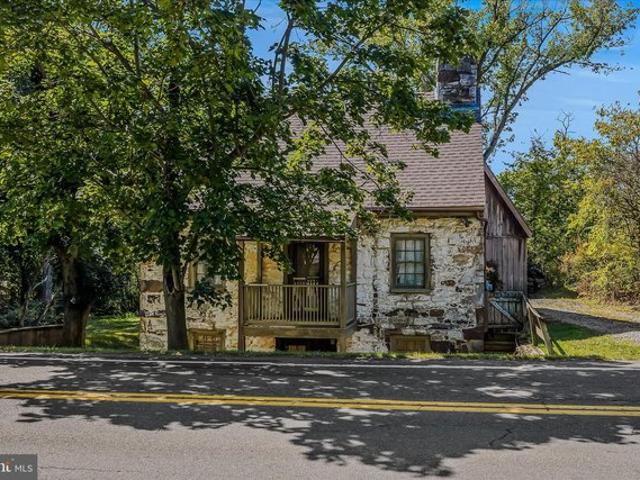 1646 Gerrardstown Rd, Gerrardstown, WV 25420