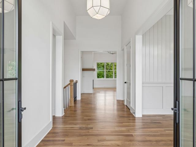 1646 Honeyman Pt