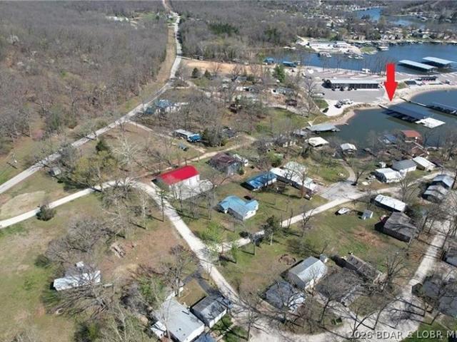 1646 Purvis Rd, Sunrise Beach, MO 65079