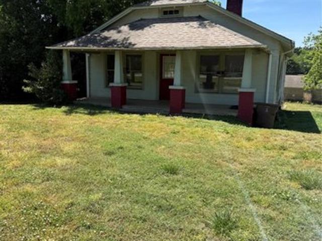 1646 Woodlawn Ave, Shelby, NC 28150