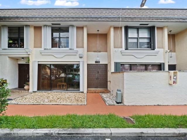 16470 NE 27th Pl Unit 35, North Miami Beach, FL 33160
