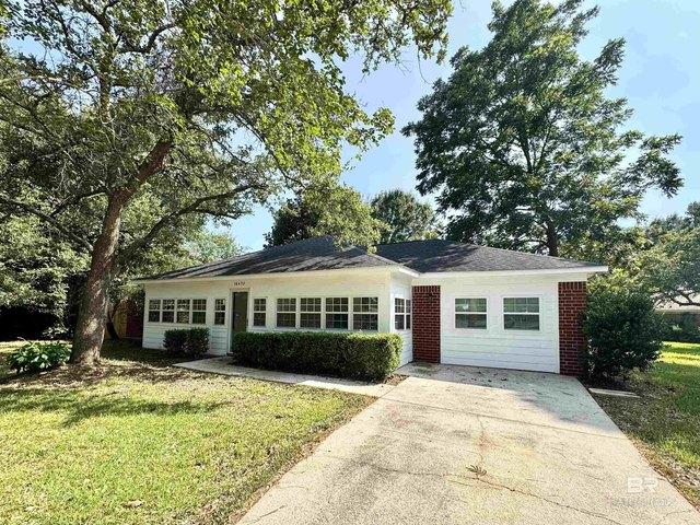 16472 Hunter Ln, Foley, AL 36535