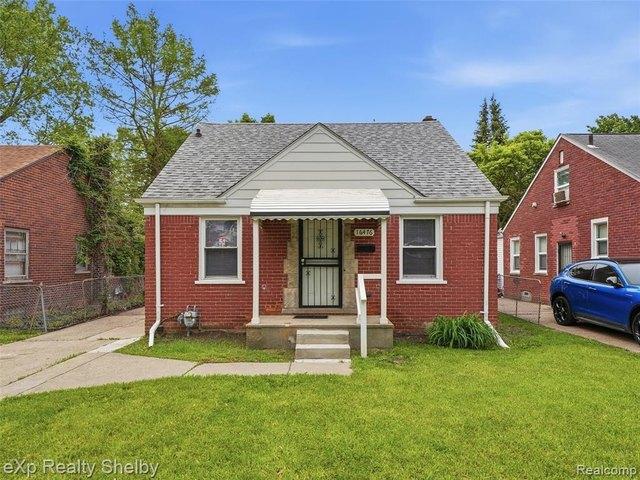 16476 Rossini Dr, Detroit, MI 48205