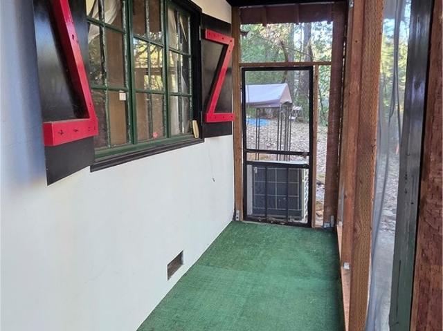 16478 New York House