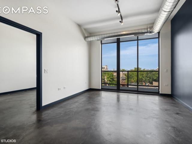 1647 N Milwaukee Ave 503, Chicago, IL