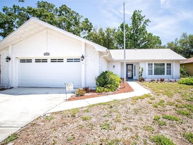 1647 Bentley Ct, Palm Harbor, FL 34684