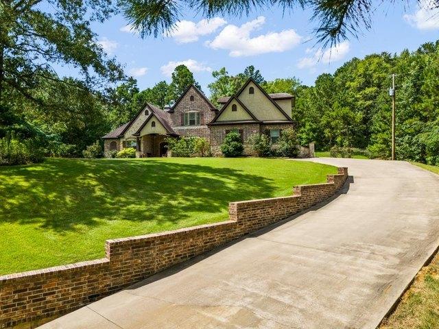 1647 E Mountain Rd S, Longview, TX 75604