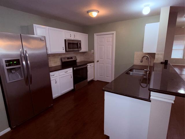 1647 Prairie Shadows Way