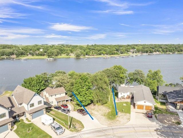 16488 th Ave, Spirit Lake, IA 51360