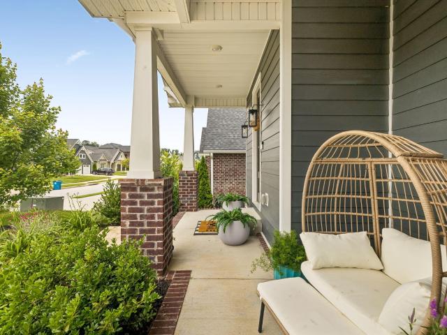 1648 Buttonwood Loop