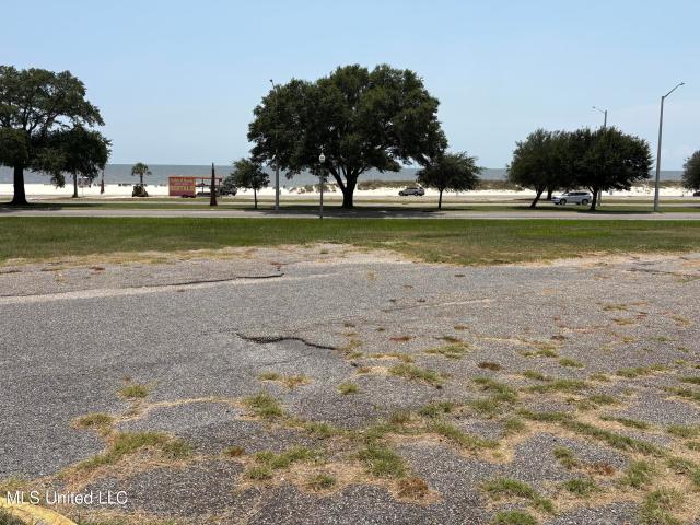 1648 Beach Boulevard