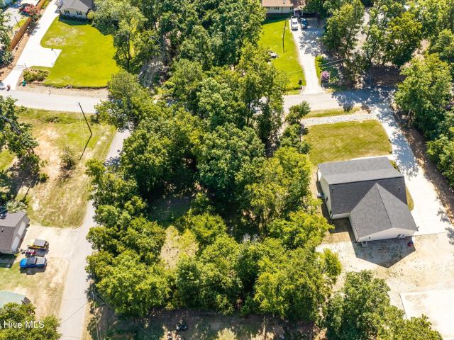 1648 Comanche Circle