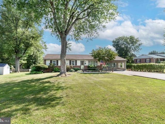 1648 Deer Park Rd, Finksburg, MD 21048