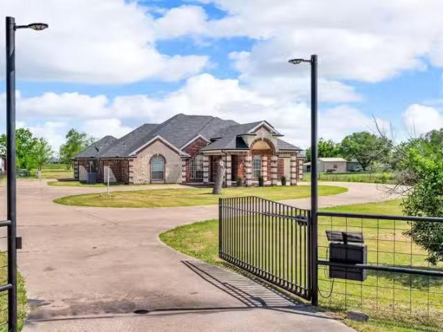 16492 Co Rd 221, Forney, TX 75126 MLS 20913132