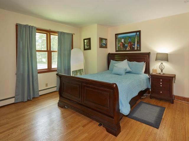 1649 E Manchester Rd, Manchester, VT 05255 | MLS #5100