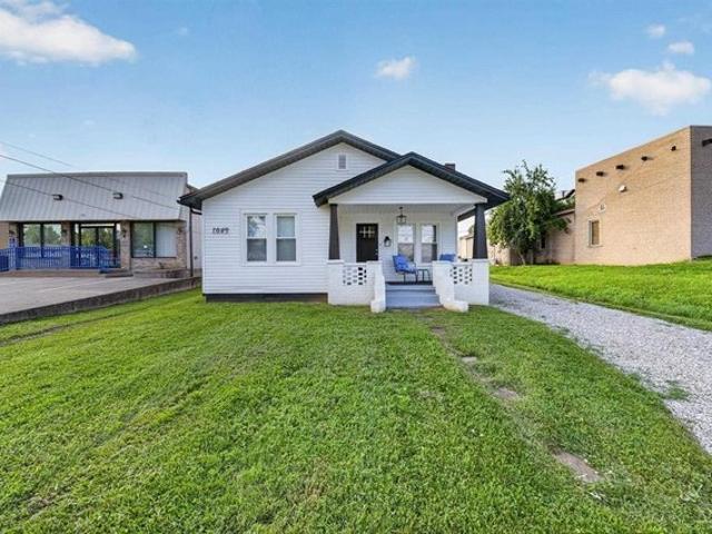 1649 S Green St, Henderson, KY 42420
