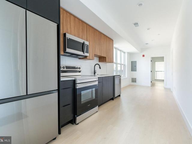 1649 6th St, Philadelphia, PA