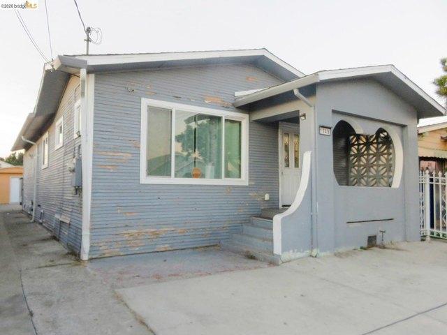 1649 72nd Ave, Oakland, CA 94621